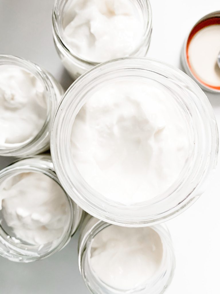 How to Make Slow Cooker Yogurt – Food Play Go