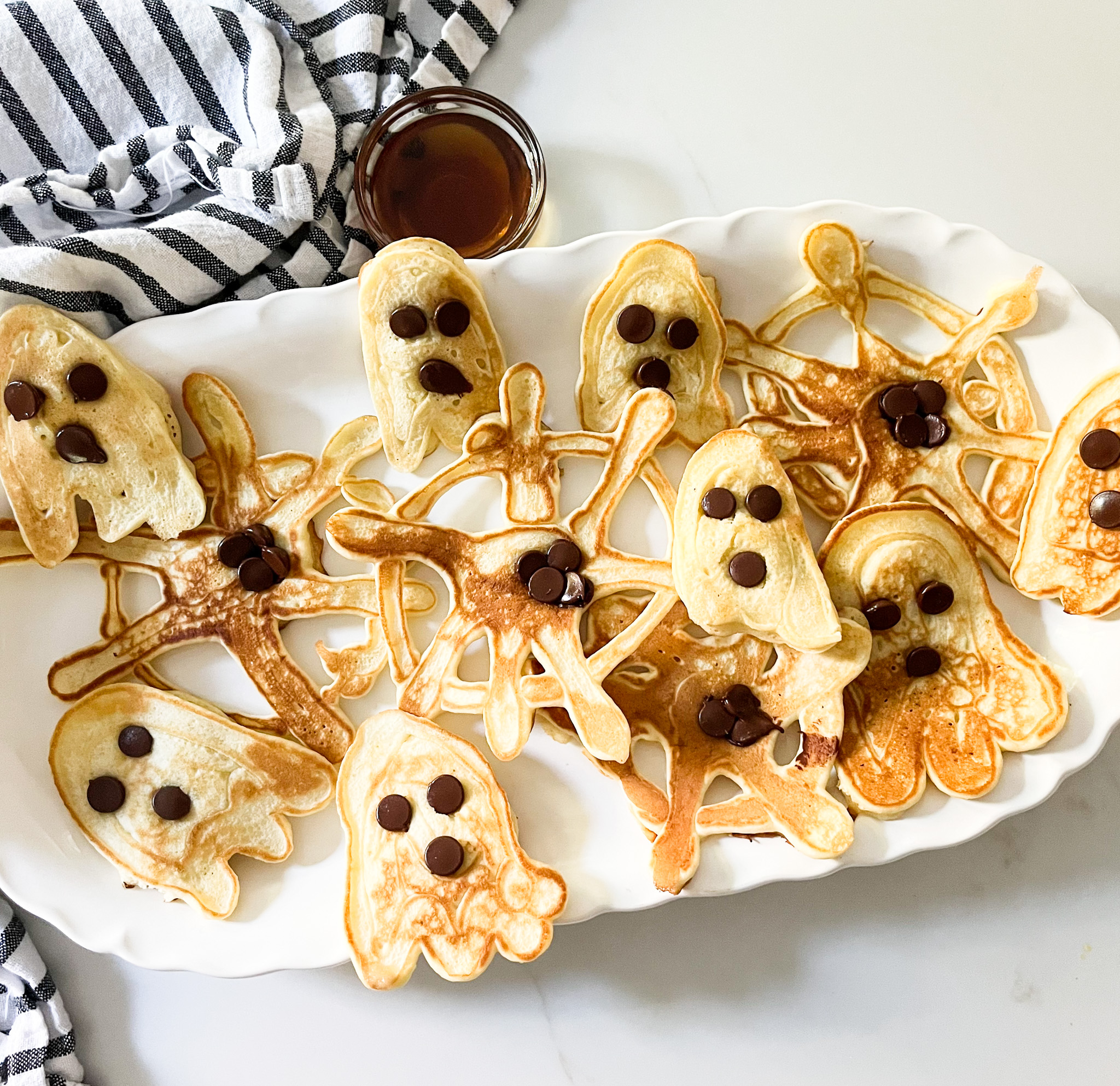 Spooky Ghost & Spider Web Halloween Pancakes – Food Play Go